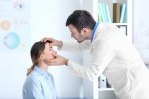 ¿Perrilla en el ojo? Descubre cómo se quita - salauno